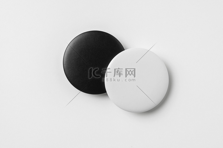设计概念 在白色背景上隔离的黑白徽章的顶视图高清摄影大图 千库网