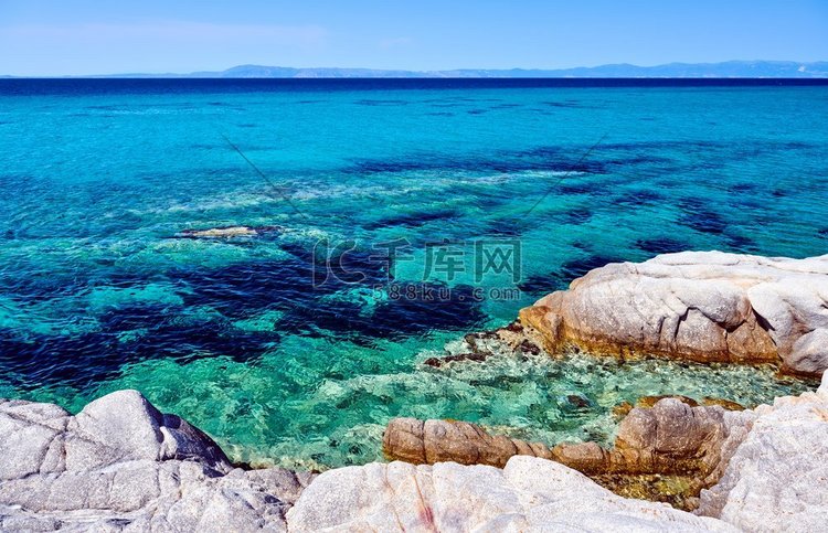 美丽的岩石海岸和绿松石海水景观锡托尼亚希腊高清摄影大图 千库网