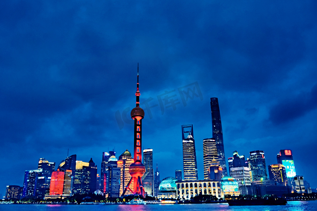 上海外滩夜景摄影图片-上海外滩夜景摄影作品-千库网
