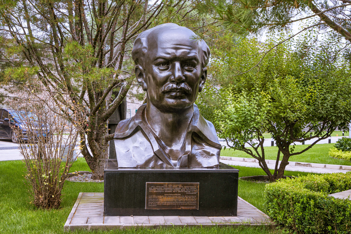 白求恩摄影图片-白求恩摄影作品-千库网