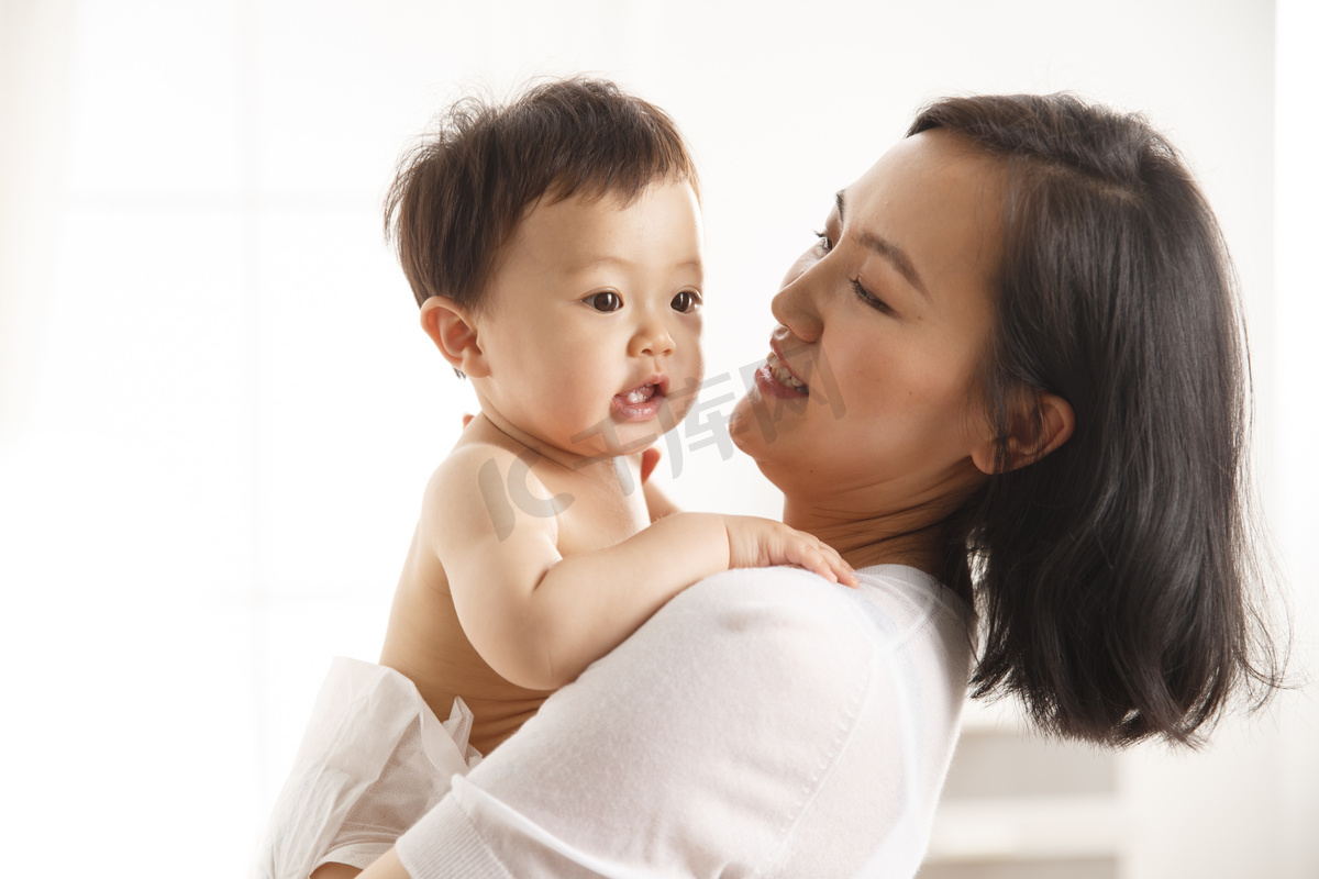 背景妈妈摄影图片-背景妈妈摄影作品-千库网