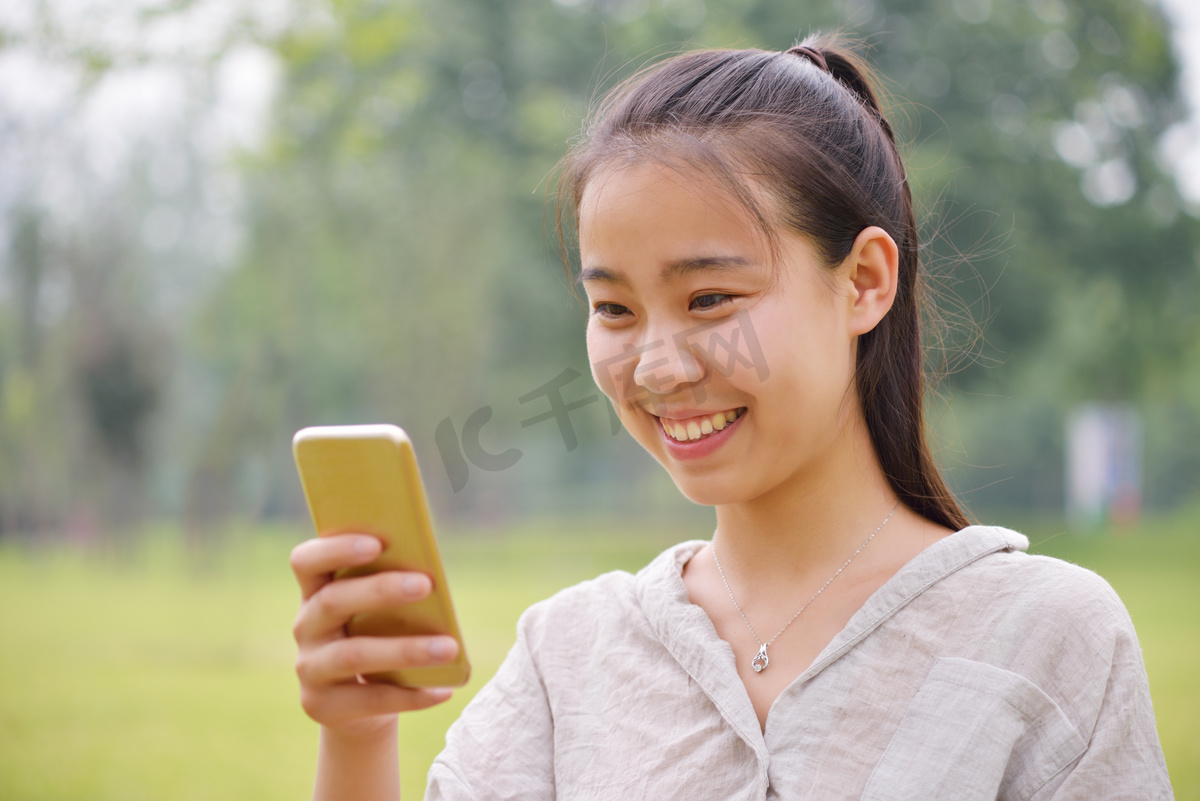 朋友圈loggo摄影图片-朋友圈loggo摄影作品-千库网