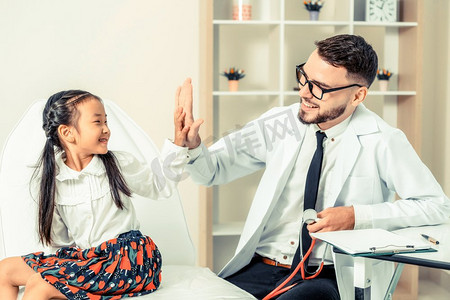 1mb摄影图片-1mb摄影作品-千库网