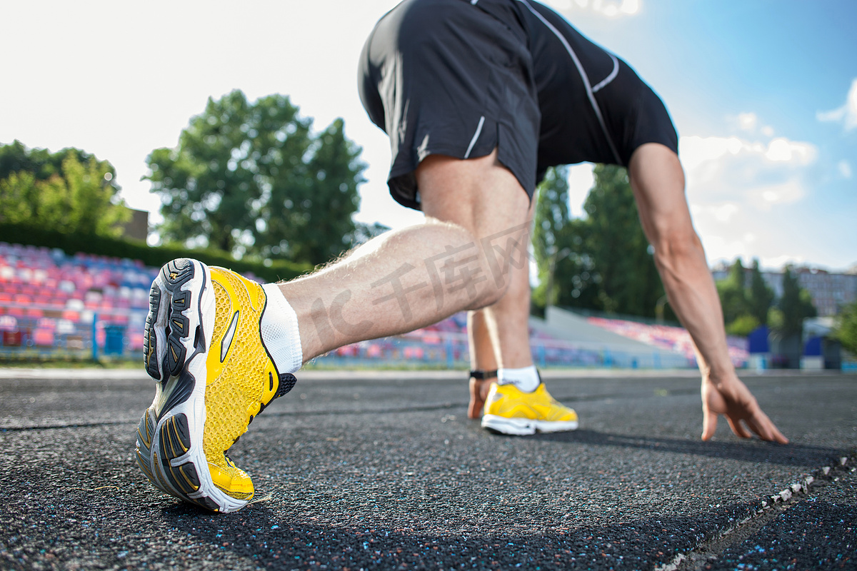 starting摄影图片-starting摄影作品-千库网