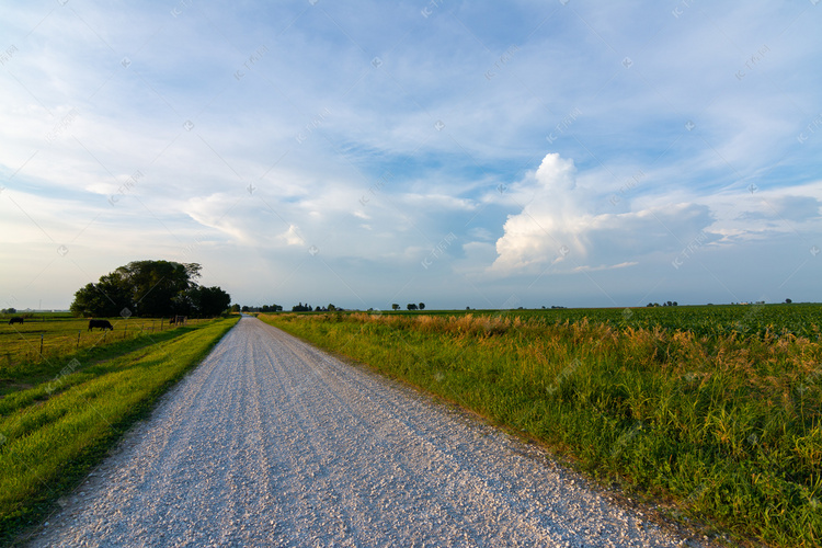 砾石小路高清摄影大图-千库网