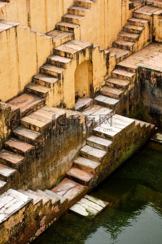 印度拉贾斯坦邦斋浦尔琥珀的 Panna Meena ka Kund stepwell。高清摄影大图-千库网
