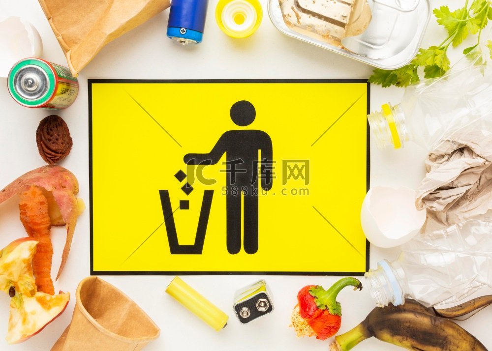 整理剩饭剩菜。高清摄影大图-千库网