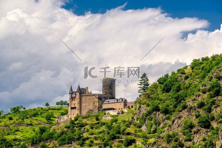 卡茨城堡位于德国圣戈尔斯豪森附近的莱茵河谷（Rhine Gorge）。高清摄影大图-千库网