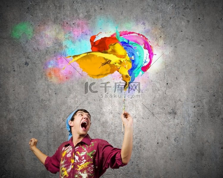 男画家。高清摄影大图-千库网