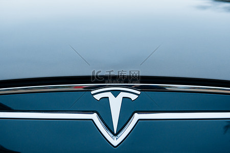 特斯拉logo摄影图片-特斯拉logo摄影作品-千库网
