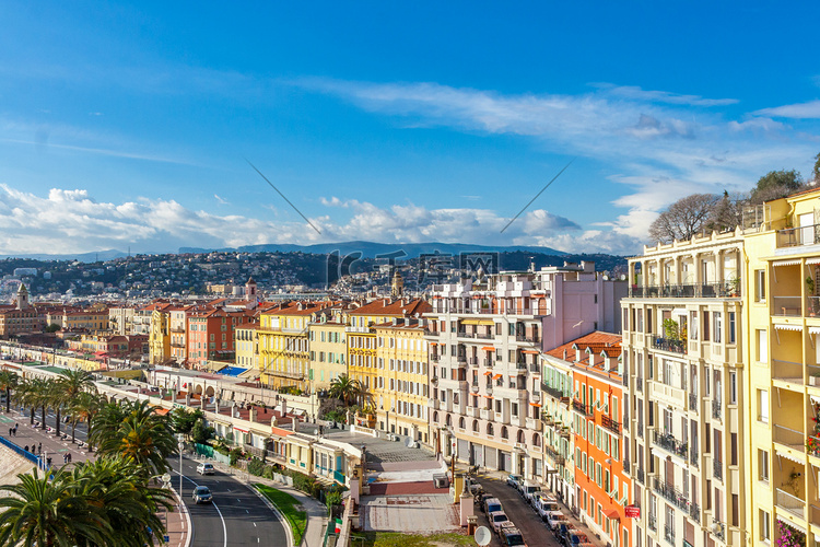 观的街道与地标。自由城滨海、 好.高清摄影大图-千库网