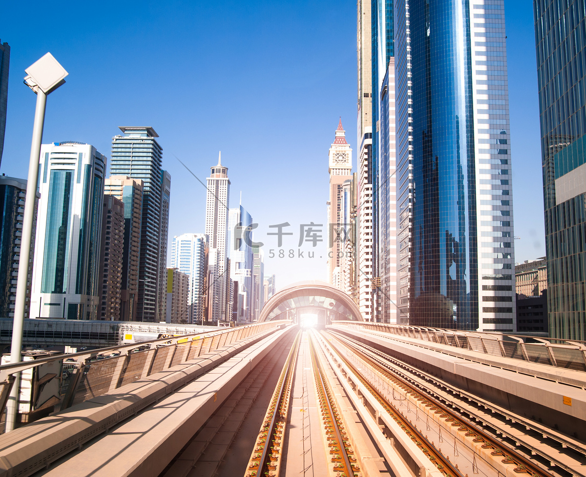 Dubai Metro高清摄影大图-千库网