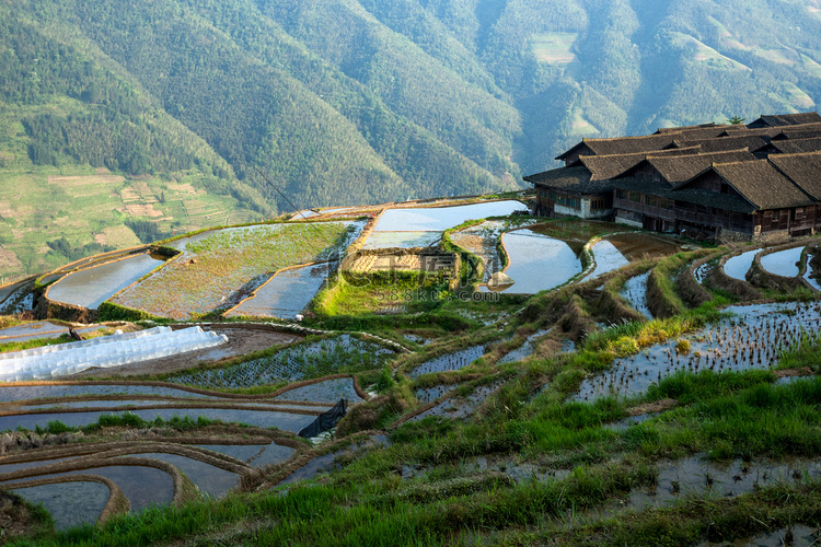 Zhuang ethnic minority village in Guangxi Province, China.高清摄影大图-千库网