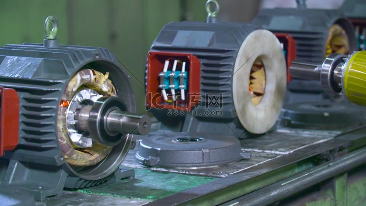 电机装配生产线工业工厂机车房实拍高清摄影大图-千库网