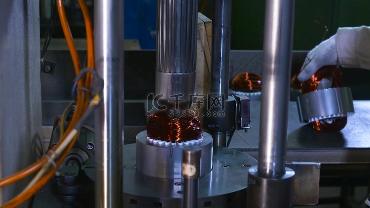 工业电机生产过程工厂内部实拍高清摄影大图-千库网