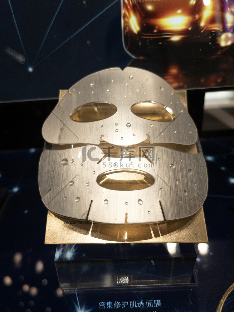 面膜彩妆口红护肤化妆产品化妆品美容美女爱美商品产品高清摄影大图-千库网