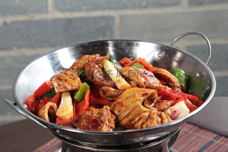 菜芽用肉照明高清摄影大图-千库网