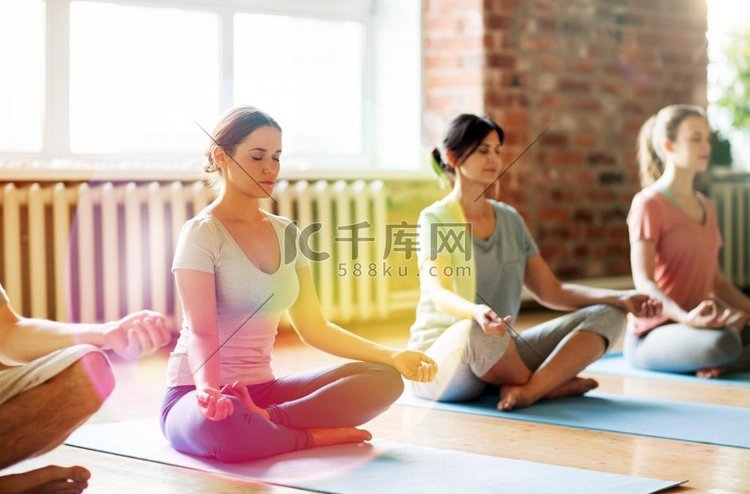 健身、团体、冥想、练习高清摄影大图-千库网