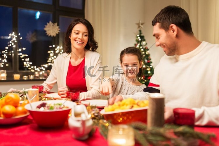 晚餐，母亲，父亲，女儿高清摄影大图-千库网