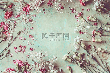 桌面俯视复古图片-桌面俯视复古素材-桌面俯视复古模板图片下载-千库网