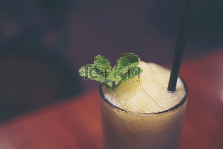 punch摄影图片-punch摄影作品-千库网