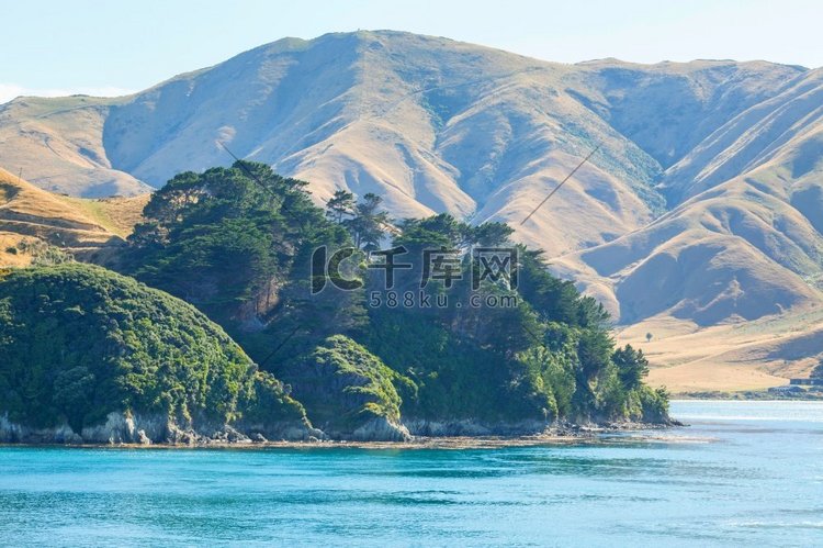 美丽的风景：新西兰的海洋海滩。令人振奋的自然和旅行背景高清摄影大图-千库网