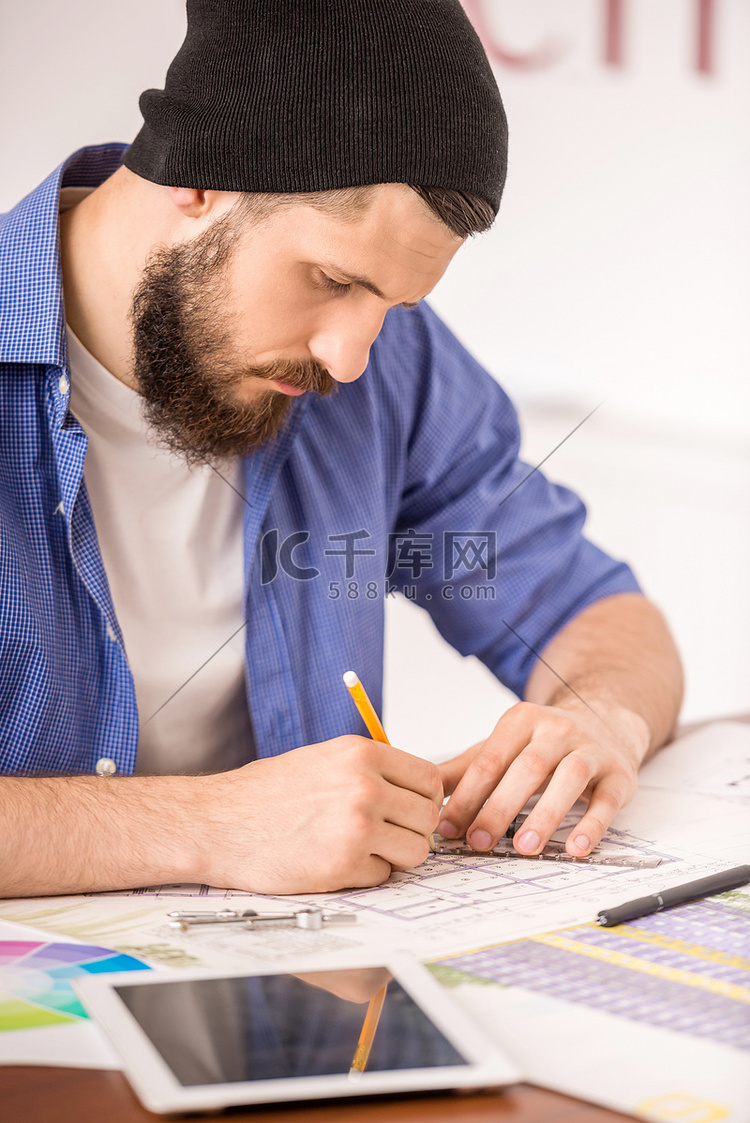 设计师高清摄影大图-千库网