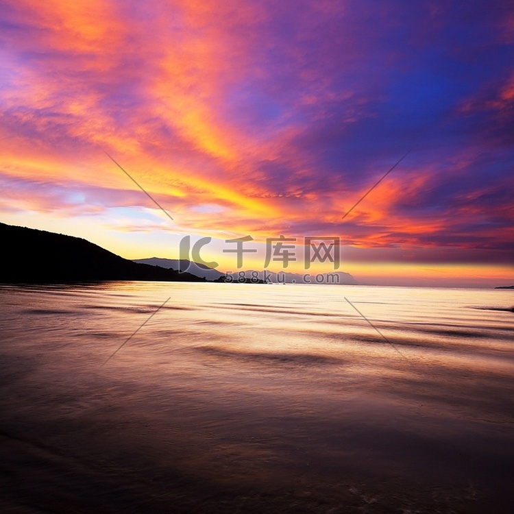 海上落日高清摄影大图-千库网