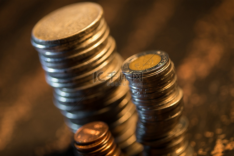 硬币高清摄影大图-千库网