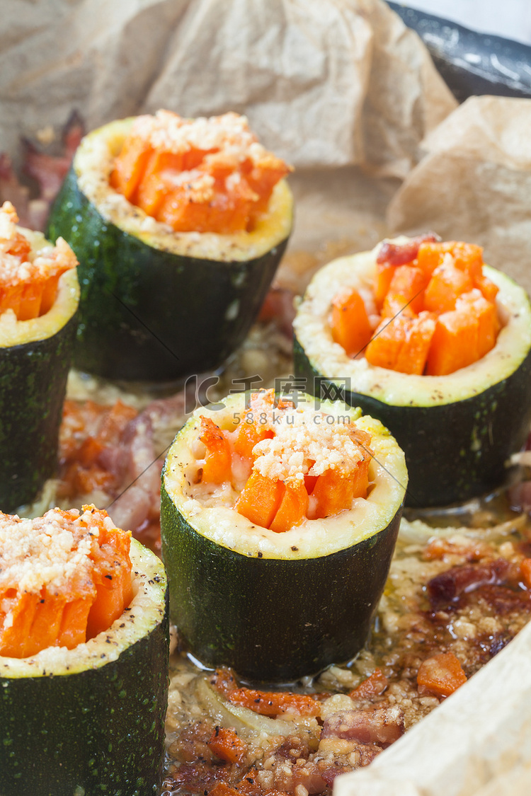 西葫芦卷高清摄影大图-千库网