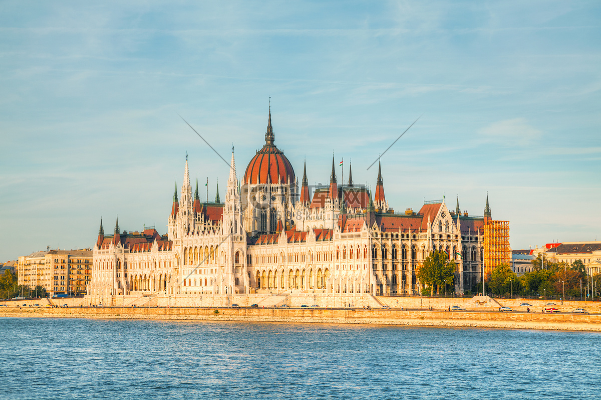 匈牙利国会大厦在布达佩斯高清摄影大图-千库网