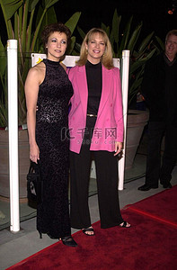 Emma Samms 和 Leanne Hunley/ImageCollect高清摄影大图-千库网