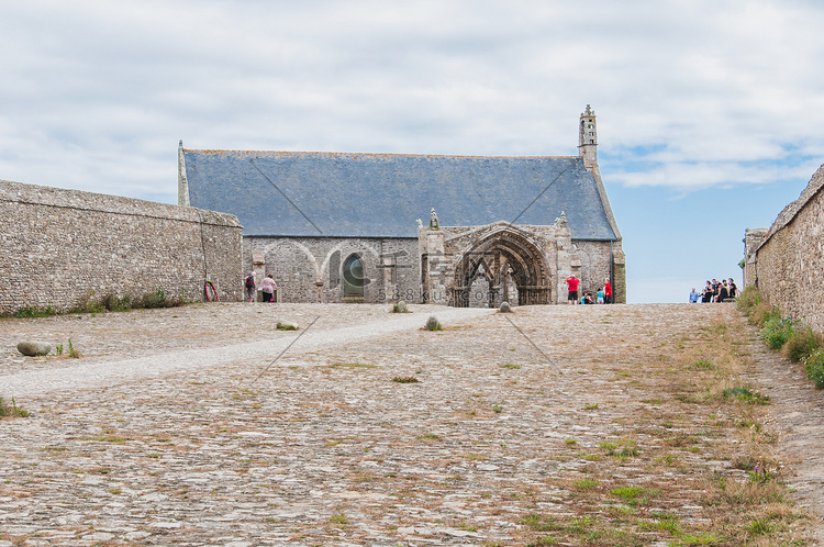Saint-Mathieu 灯塔和 Pointe Saint-Mathie 的前修道院高清摄影大图-千库网