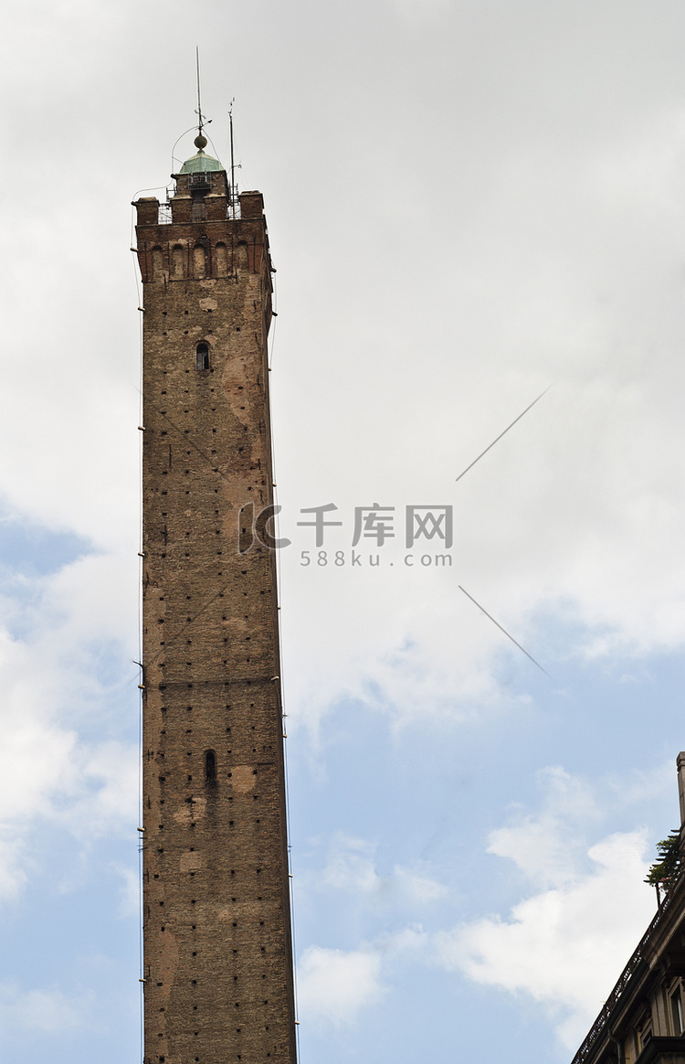 Asinelli Tower, 博洛尼亚高清摄影大图-千库网