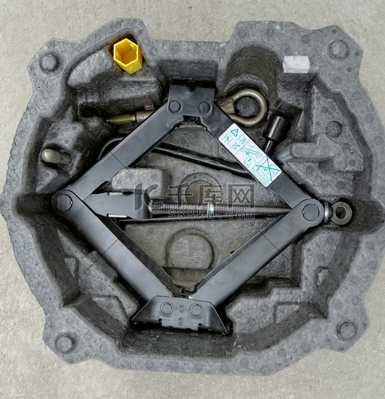 汽车升降器组高清摄影大图-千库网