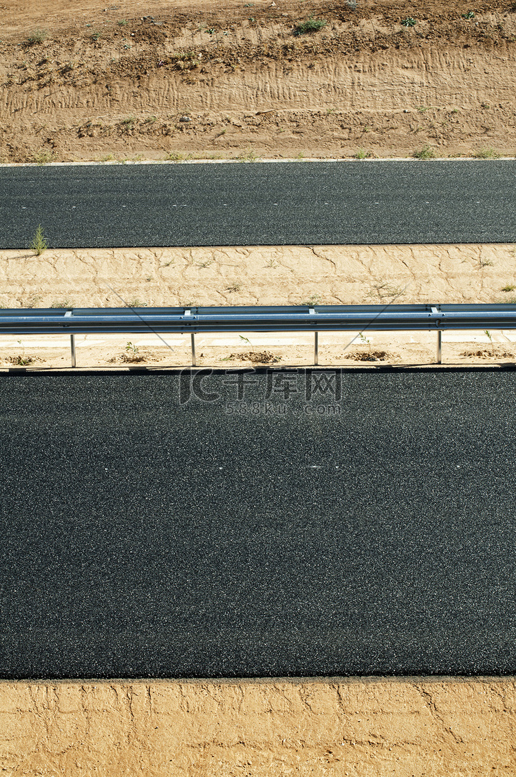 新建柏油公路高清摄影大图-千库网