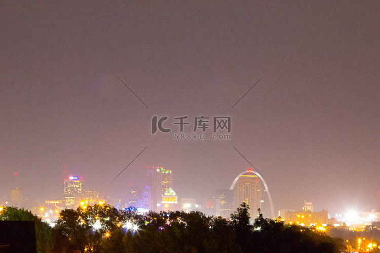 密苏里州圣路易斯市中心高清摄影大图-千库网