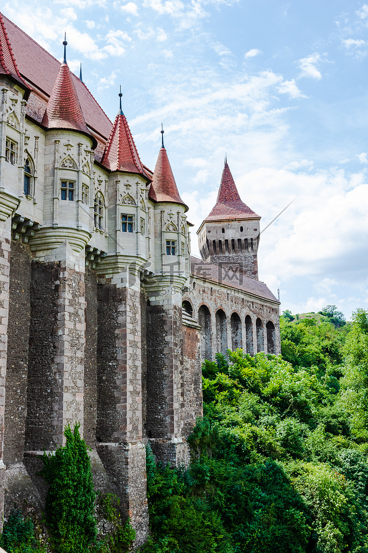 Hunyad Castle - Corvins Castle in Hunedoara, Romania, 2020。外部建筑细节。高清摄影大 ...