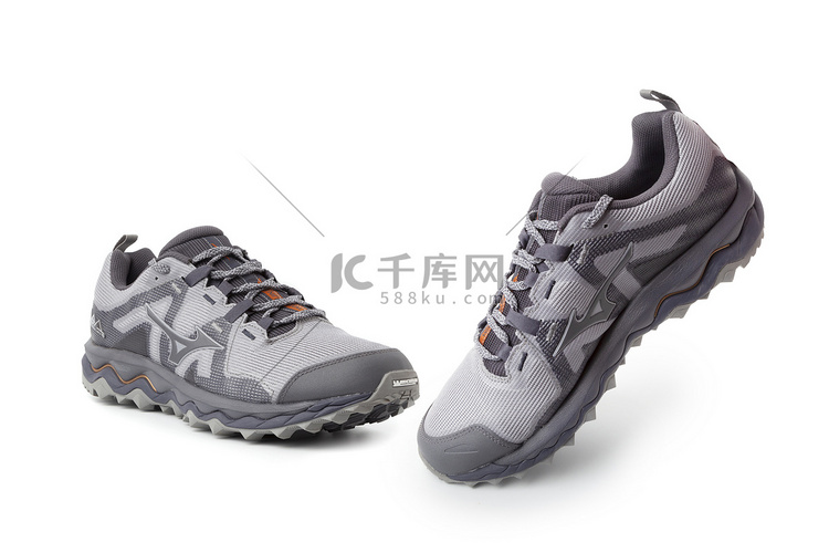 Mizuno Wave Mujin 6 Trail 跑步运动鞋特写隔离在白色背景中高清摄影大图-千库网