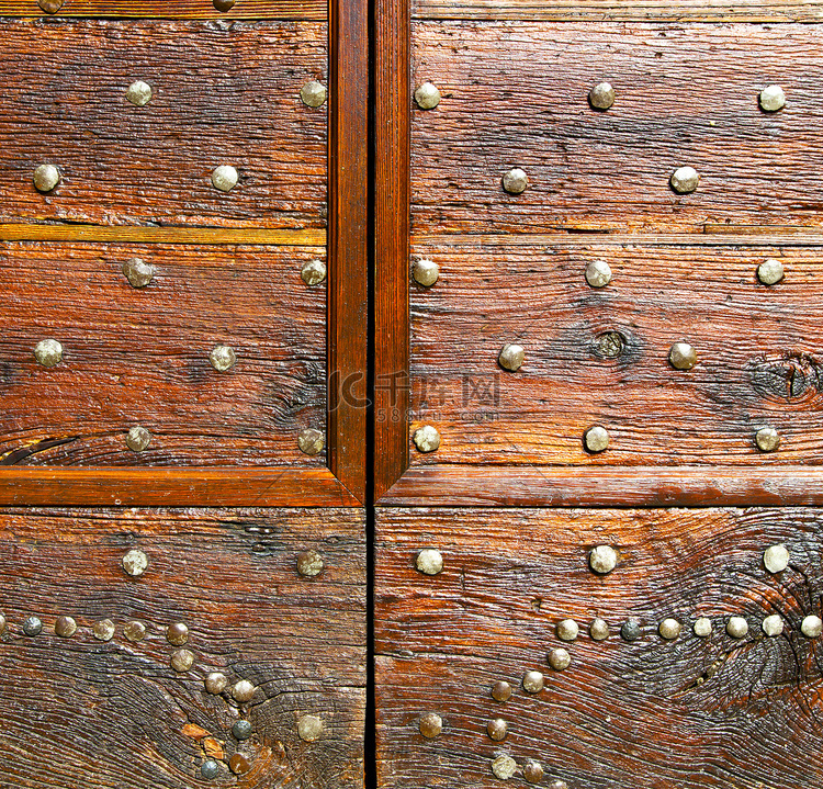 门 curch c 中的意大利补丁 lombardy cross castellanza高清摄影大图-千库网