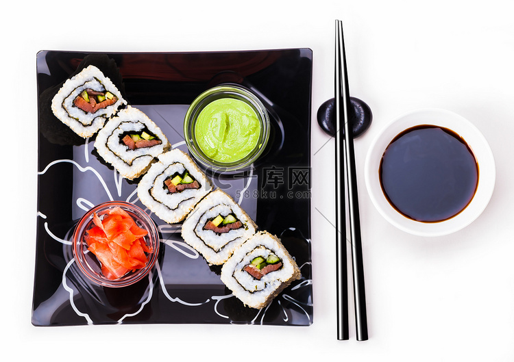 新鲜煮熟的面包卷特写高清摄影大图-千库网