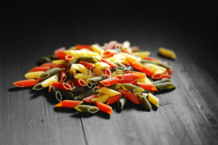 彩色面食高清摄影大图-千库网