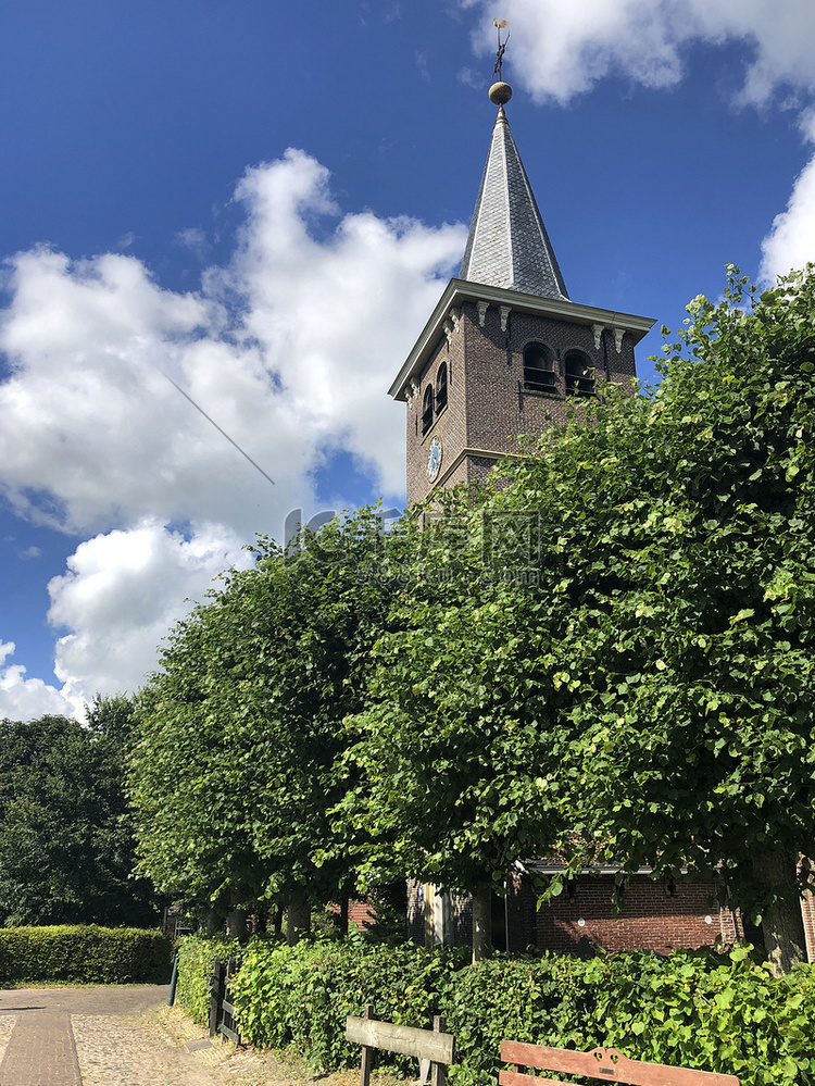 Blessum 的教堂高清摄影大图-千库网