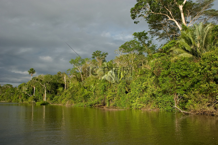 桑多瓦尔湖高清摄影大图-千库网