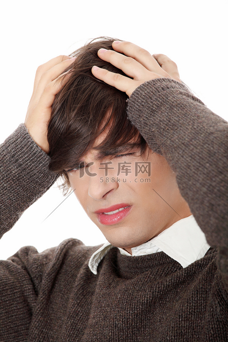 有大头疼或问题的年轻商人。高清摄影大图-千库网