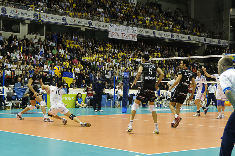 CEV 排球欧洲冠军联赛 2010/2011 决赛四强 - 决赛高清摄影大图-千库网