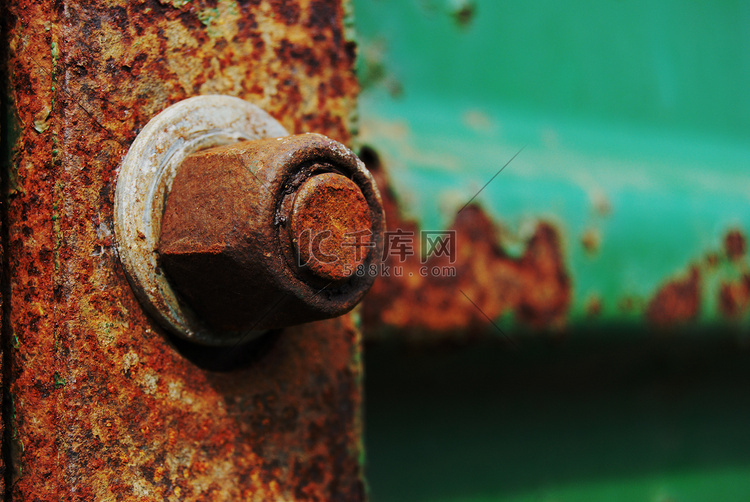 生锈的螺丝高清摄影大图-千库网