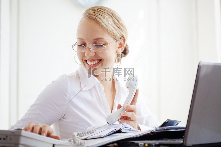 女商人高清摄影大图-千库网