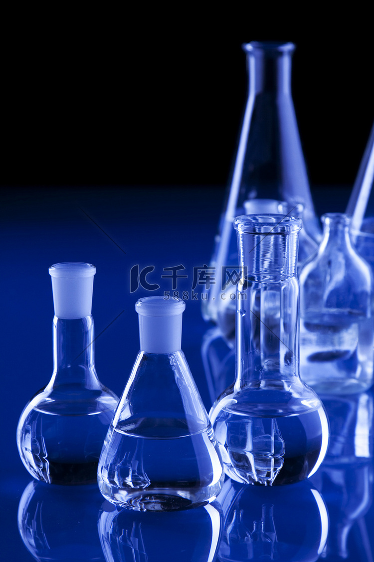 实验室玻璃器皿高清摄影大图-千库网