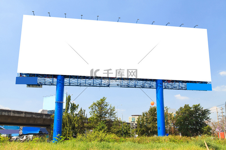 户外广告牌高清摄影大图-千库网